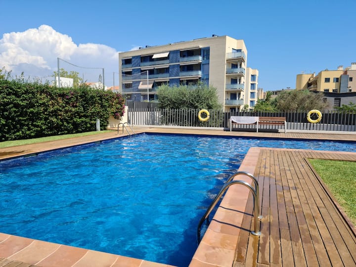 Precioso Apartamento Con Piscina - Torredembarra