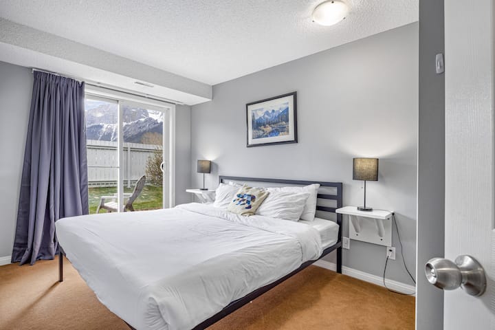 Spacious 2br Unit Near Dt Canmore & Banff - Canmore