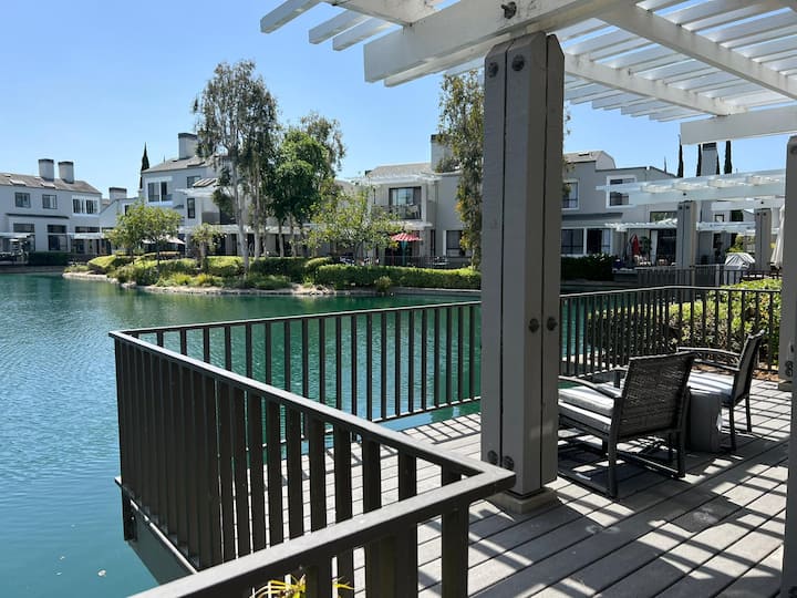 Spacious Luxury Modern 3 Bedroom Home - Newport