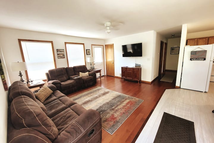 Lake Saint Helen Vacation Rentals & Homes - Michigan, United States ...