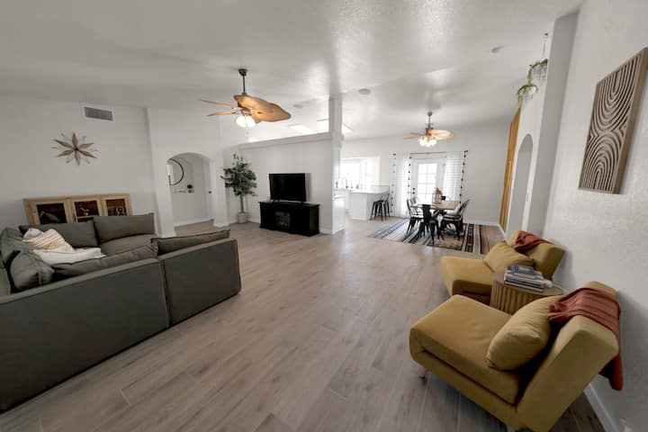 Havasu Regal - Pool, Spa, Boat Parking, Boho Design - Lake Havasu City, AZ