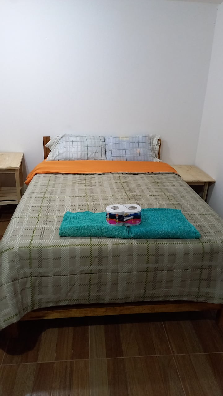 Hab. 4 Per Tv Cable Wifi, Agua Caliente, Cochera - Huaraz