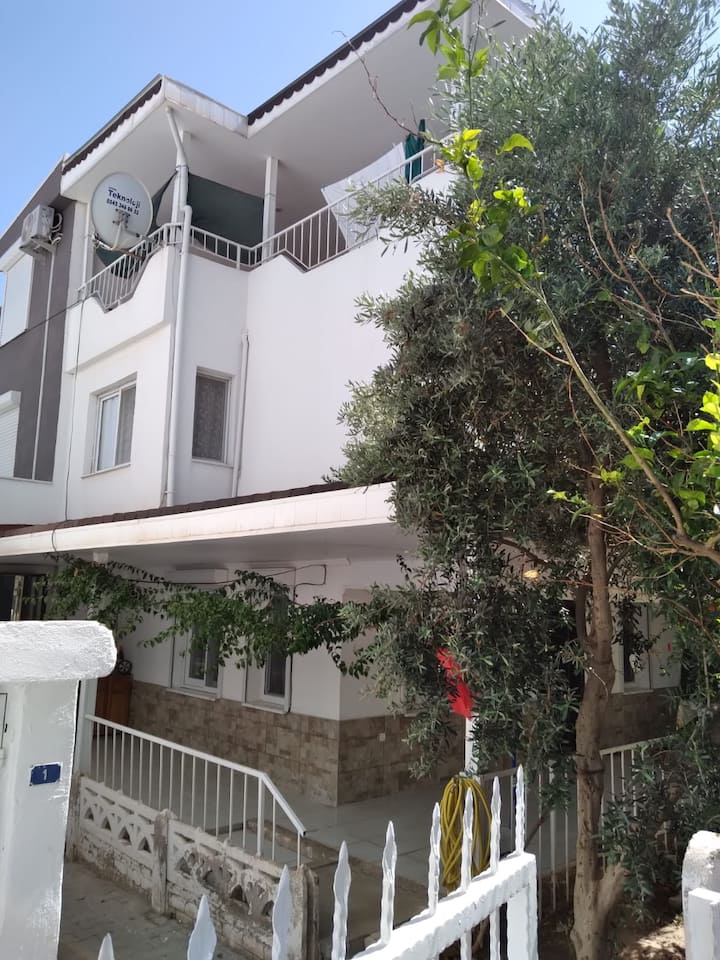 Didim Altınkum 5 Dk Yürüme Mesafesinde Villa - Didim