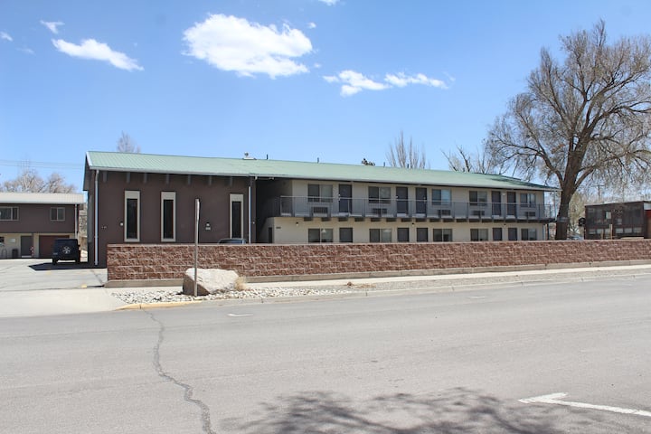 Alamosa Studio Suite-walking Distance To Downtown - Alamosa, CO