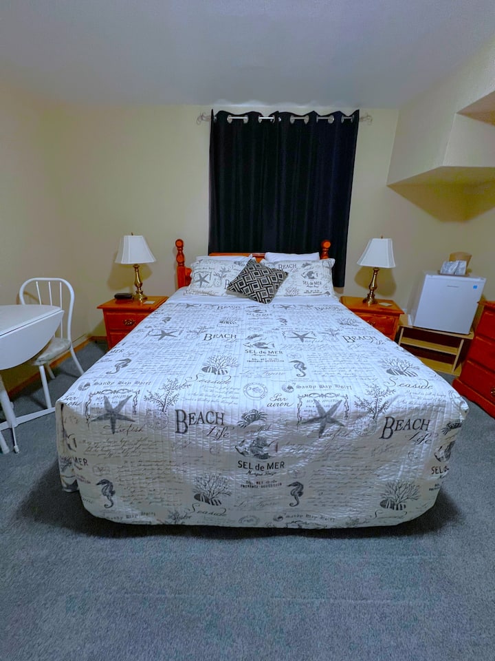Familyfriendly Tranquilroom -11 Housekeepingawards - Drumheller