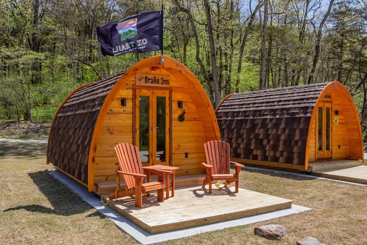 Tiny Cabin - The Brake Inn With Trail Access - Bella Vista, AR