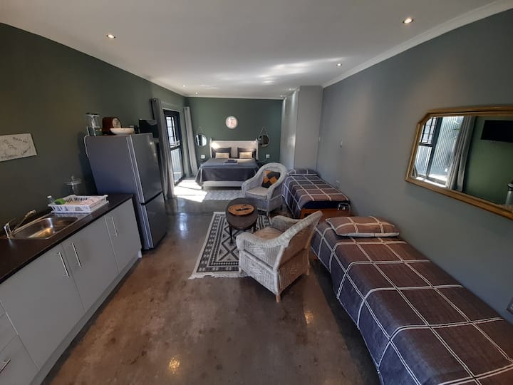 The Time Suite - Romantic Private Hide Away - Western Cape