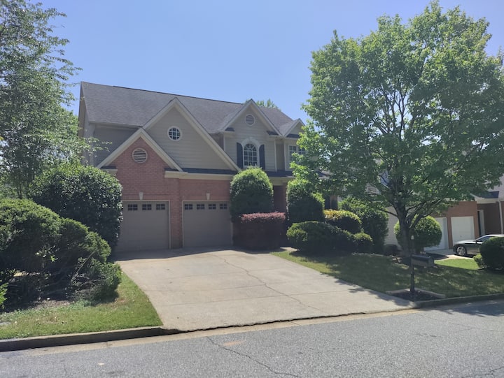 Smyrna Downstairs Apartment - Smyrna, GA