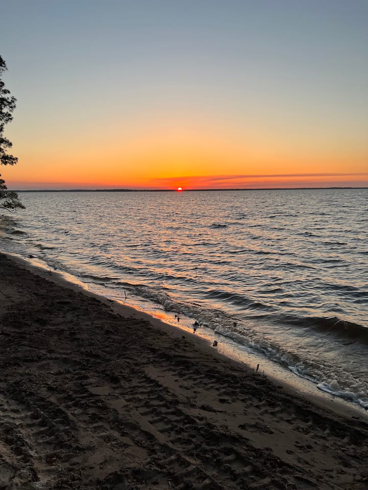 Sandy Beachfront Home On Perdido Bay - Lillian, AL