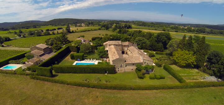 Mas Lou Geneste : Gîte Provençal Avec Piscine - Bollène