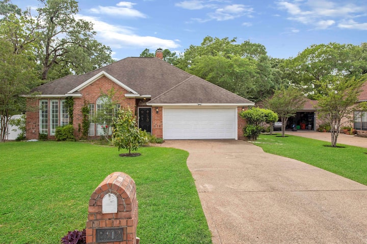 Family Friendly 4br Home 7 Mins To Kyle Field - College Station, TX