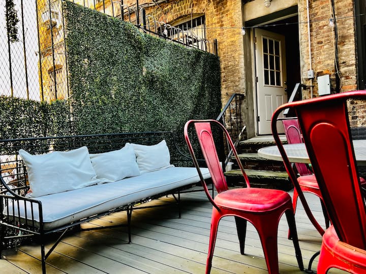 Amazing One Bedroom In Williasmburg With Backyard - Astoria - Queens NY