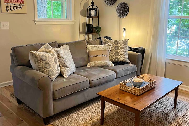 Cozy 2-bedroom - The Caroline  -  Dogs Allowed! - Auburn, AL