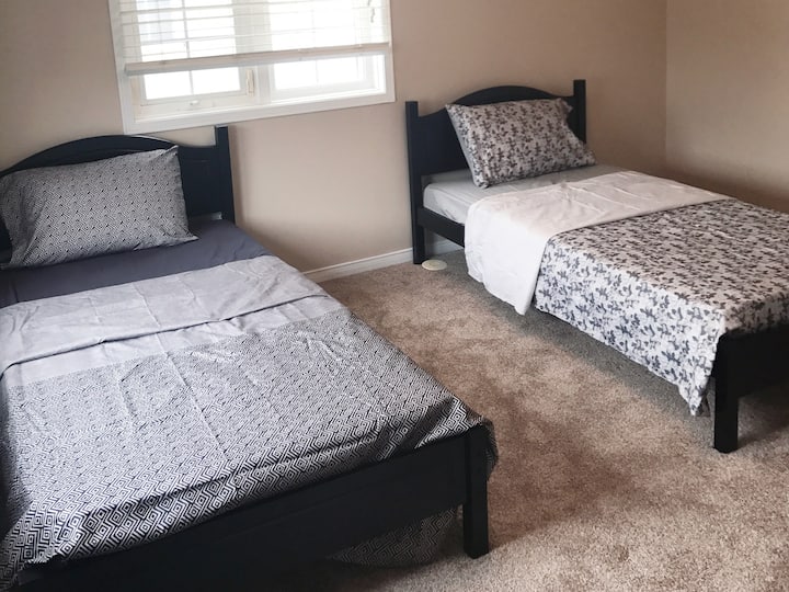 Cozy Private Room In New Market - Bradford