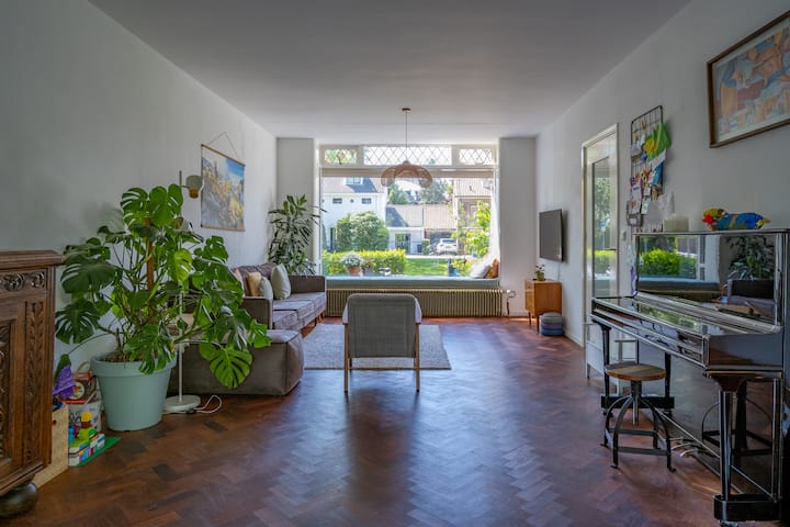 Sunny & Modern Family Home With Spacious Garden - Rotterdam