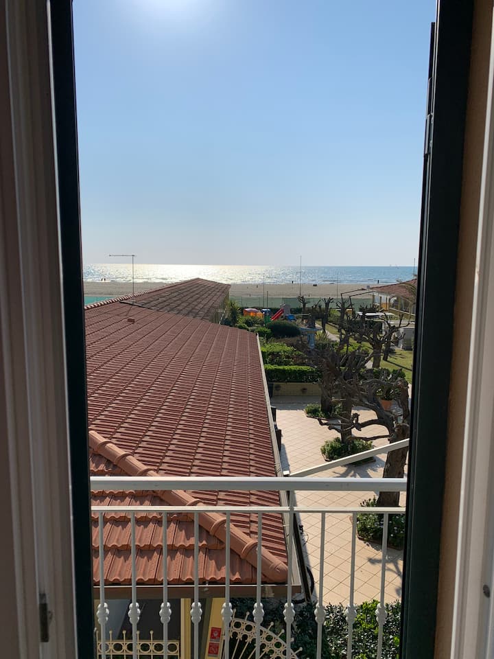 La Conchiglia: Un Nido Vista Mare - Pietrasanta