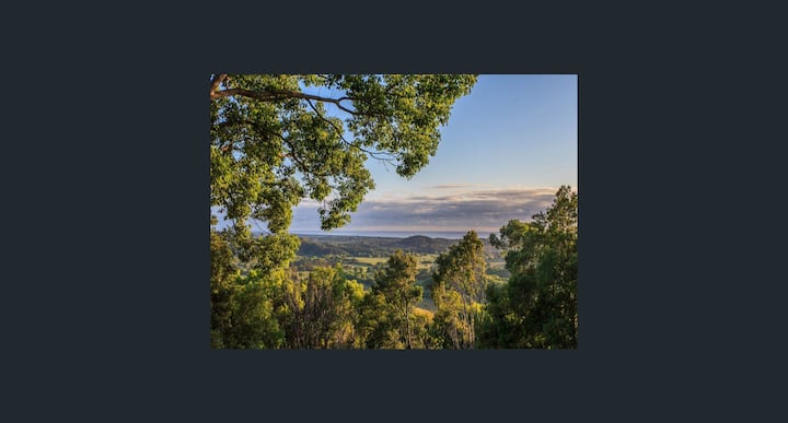 Hinterland Heaven - Forest Retreat W/coastal Views - 멀럼빔비