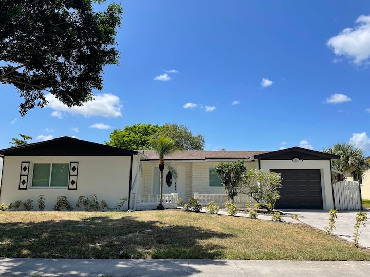 Luxury Villa For Family And Friends - Tamarac