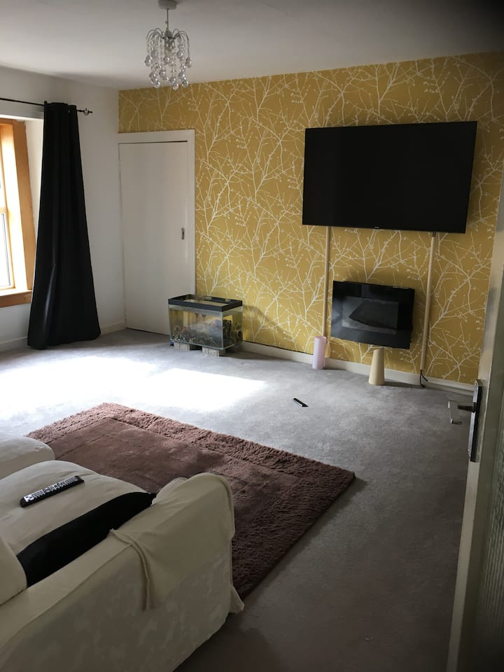 Cheerful 2 Bedroom Cottage - Blairgowrie and Rattray