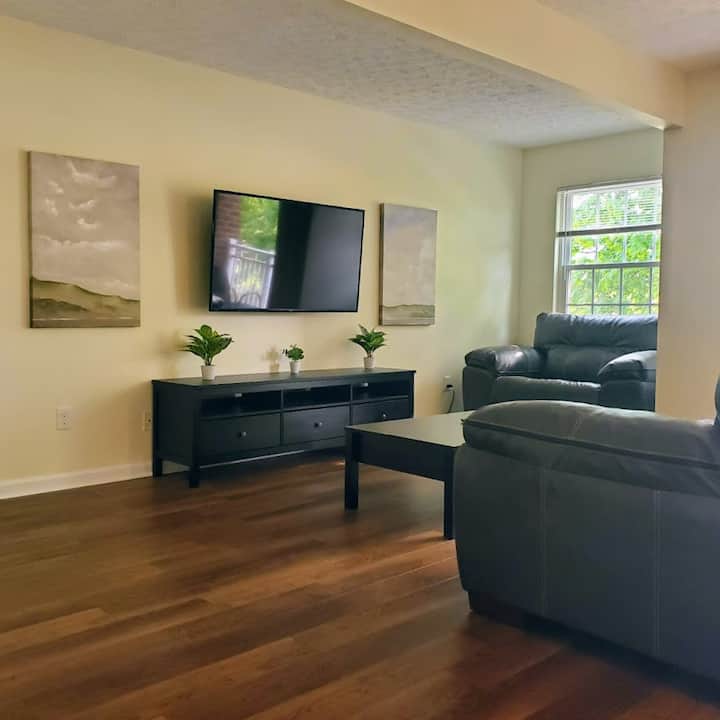 Traveler's Retreat - 3 Bedroom Next To Ru. - Claytor Lake State Park, Dublin