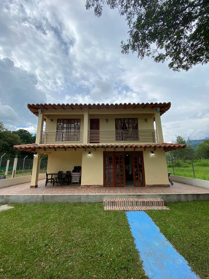 Hermosa Casa Campestre Con Piscina Y Jacuzzi - Ginebra