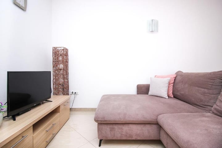 Lotta Two Bedroom Apartment With Balcony No.1 - Zadar
