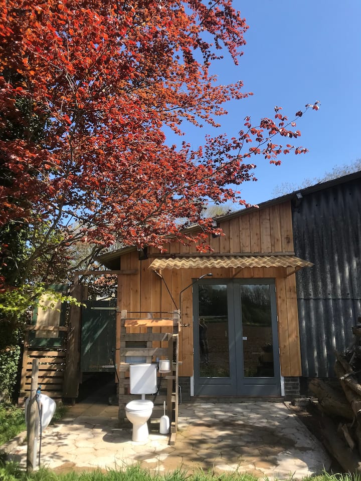 Tiny Apartment In Big Barn Under The Beech Trees - Wijchen