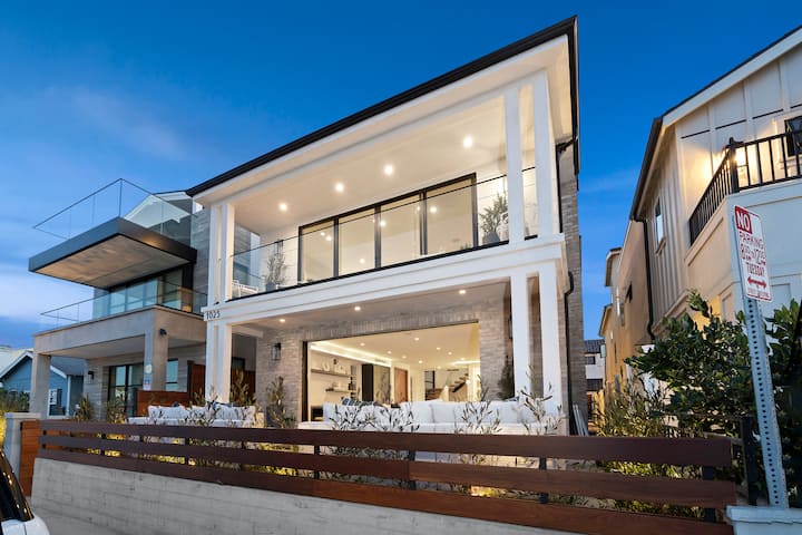 Brand New Luxury Beach Home - Newport Beach, CA