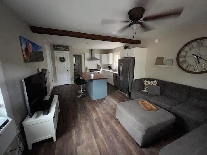 Cozy Home Near Downtown Colorado Springs And Occ - 科羅拉多州
