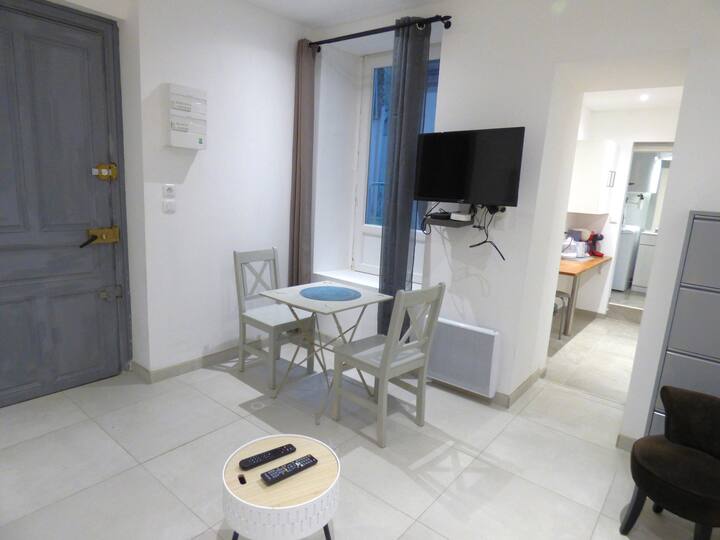 "Le Cocon"

Meublé Tourisme 3*
Garage Option. - Béziers