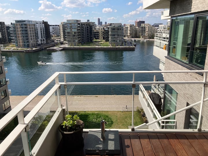 Spacious Family Apt With Waterfront Views - Copenhagen