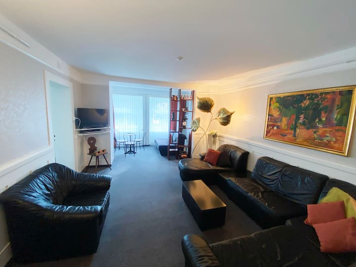 Neu! Zentrale 4.5-zimmer Wohnung Für Bis Zu 6 Pers - ダボス