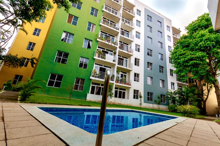 Escalon Prime Apt • Walmart/galerías • Ac+pool - El Salvador
