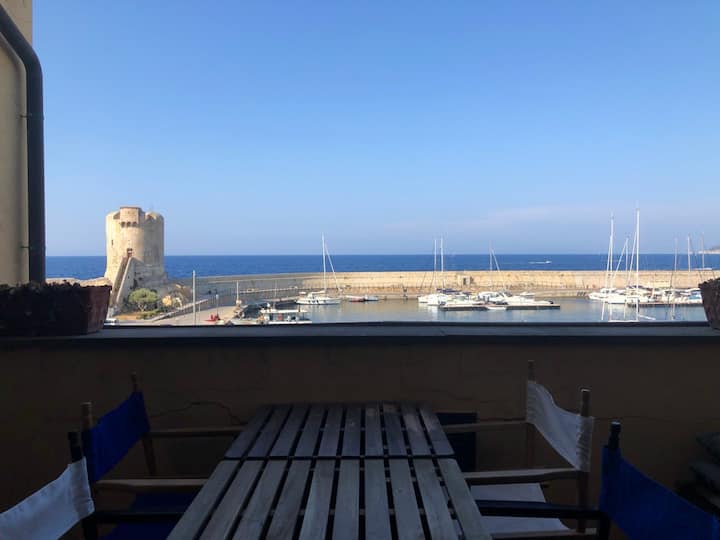 Porto: Trilocale Con Terrazza Vista Mare - Marciana Marina