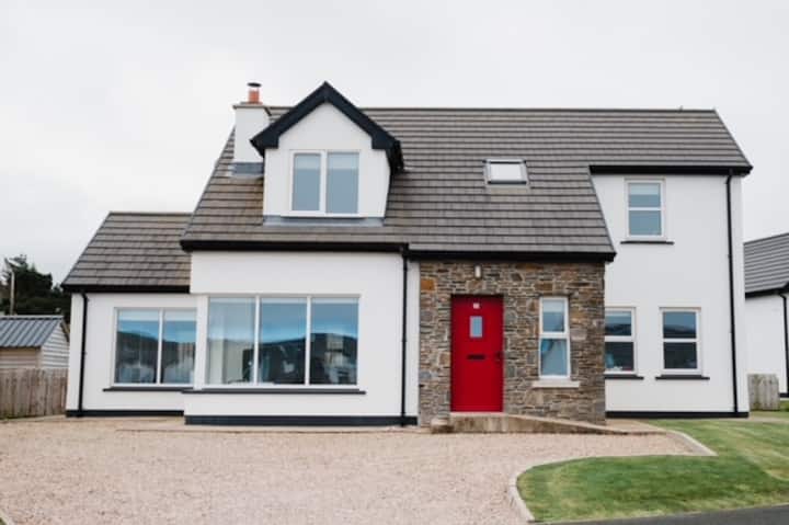 Cosy 3 Bed Holiday Home In Dunfanaghy Village - Dunfanaghy