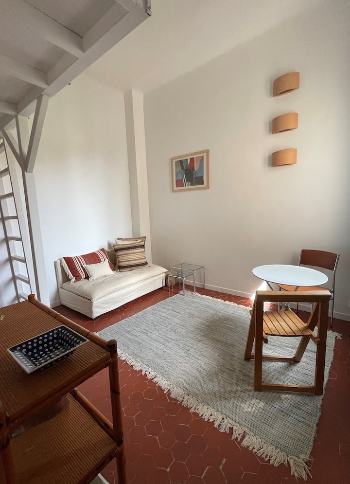 Grand Studio Dans Les Jardins De La Corniche. - Marsella, Francia