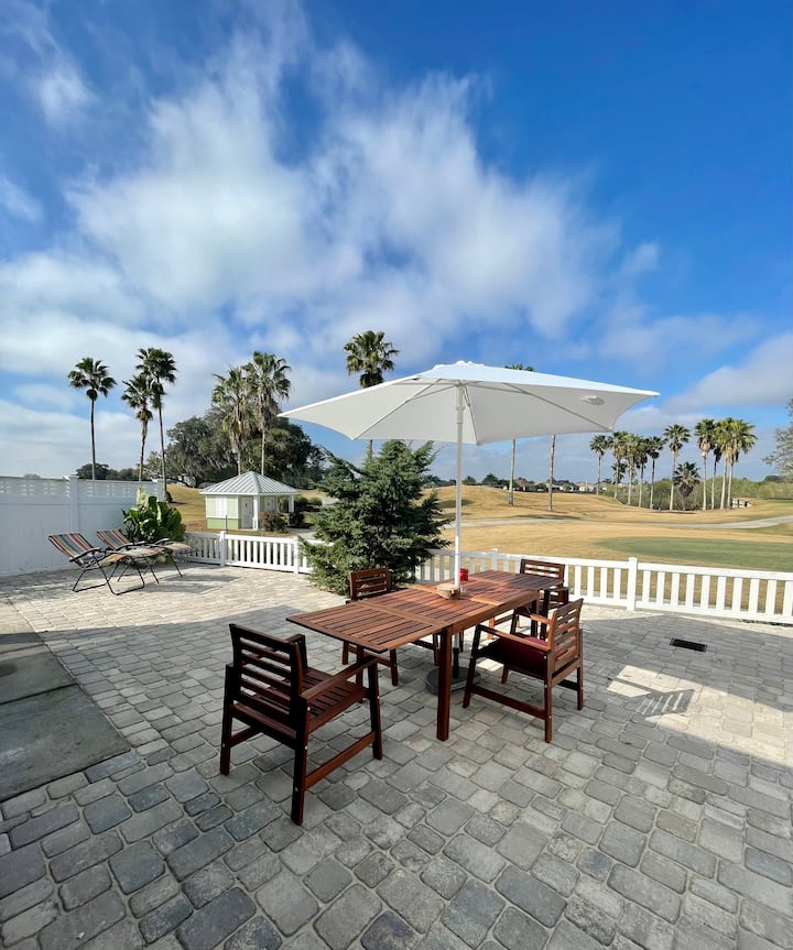 Adorable 3 Bedroom Villa With Free Golf Cart - Lake Weir, FL