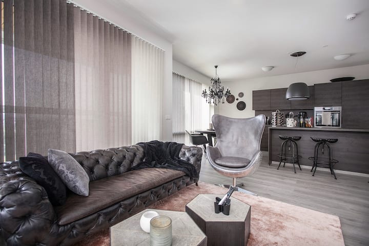 Stylish And Cosy Apartment In A Nice Neighborhood - 레이캬비크
