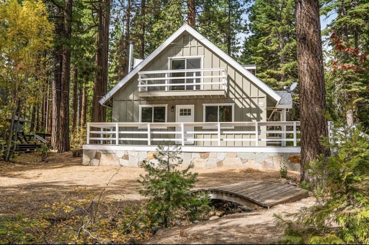 Cottage With 3bedroom +Office, Large Deck - North Lake Tahoe, CA