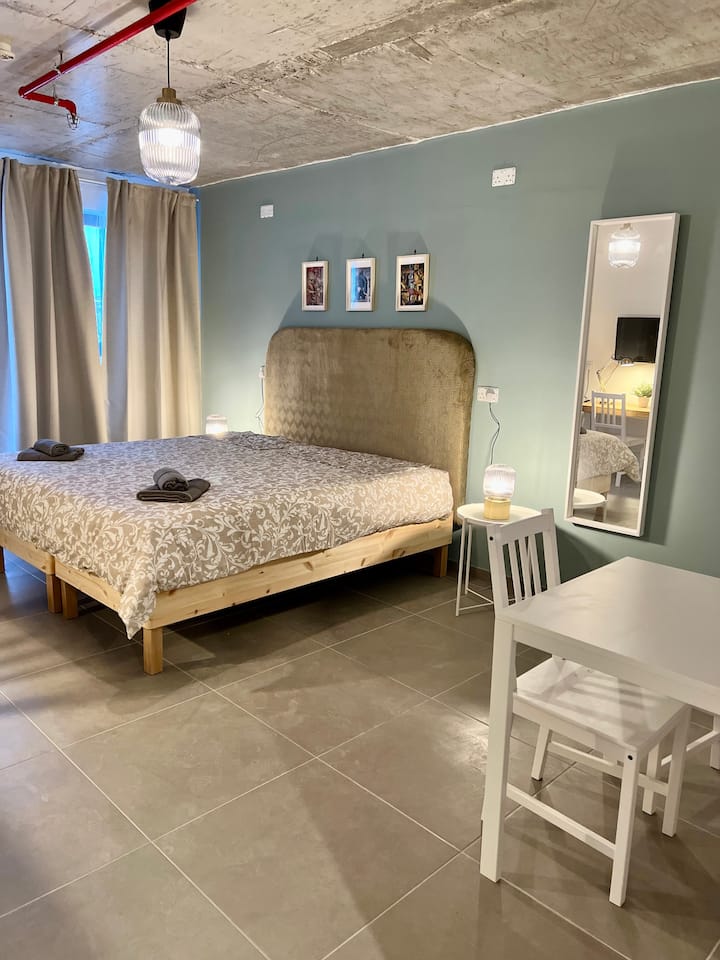 Best Sliema Central Designer Suite - Valletta