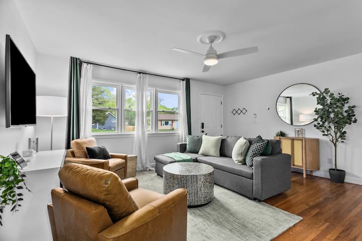 Cozy Shawnee Stay_ Parking+15 Mins To Kc - Shawnee, KS