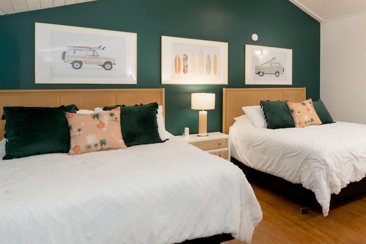 Stylish Spacious North Shore Loft Near Turtle Bay - Laniakea Beach, HI