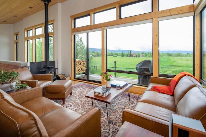 **New** Mountain Modern Escape - Driggs, ID