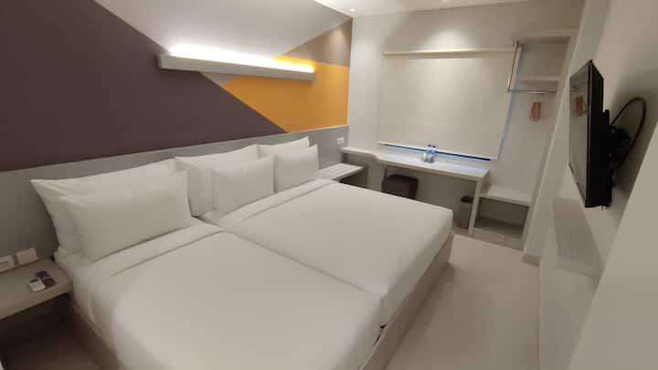 Triple Family Room - Agogo Downtown Hotel Surabaya - スラバヤ
