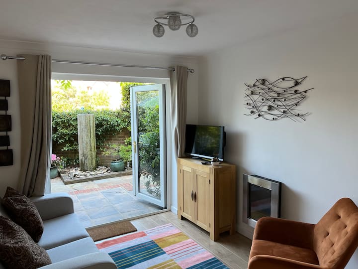One Bedroom Holiday Home Close To Harbour And Quay - Sandbanks