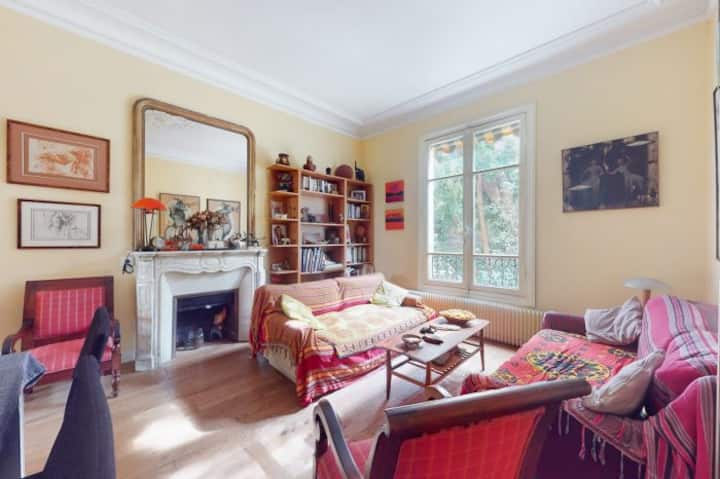 Chambre Calme Avec Terrasse Privée Sur Verdure - París