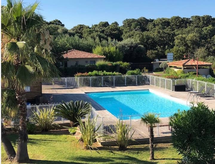 Porto Vecchio Pinarello  Piscine Plage à Pieds - Sainte-Lucie-de-Porto-Vecchio