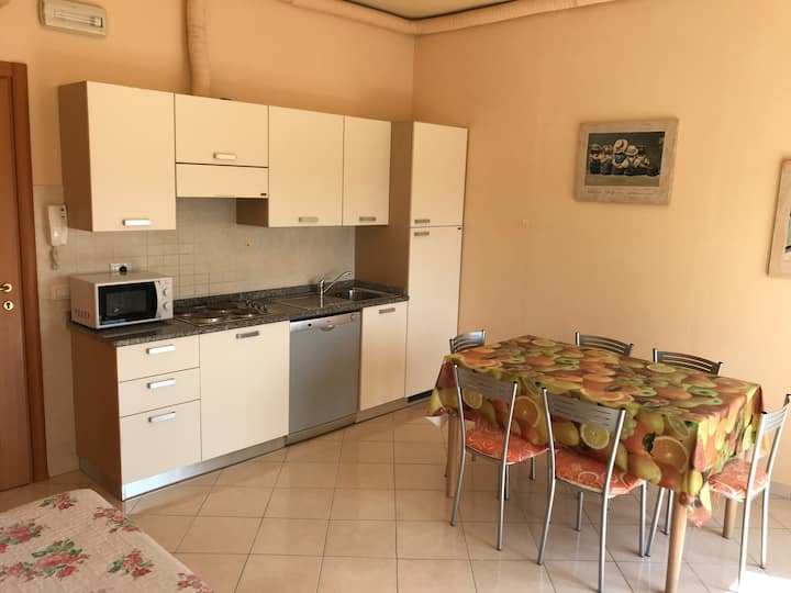 Trilocale A 300 Mt Dal Mare In Residence - Camaiore