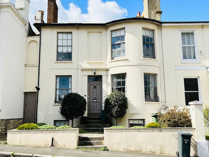 3 Bedroom House, St9, Ryde, Isle Of Wight - Isle of Wight