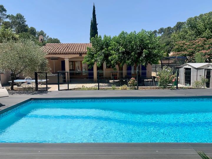 Villa (6 Adultes-1 Enfant) Avec Piscine Et Jacuzzi - Var